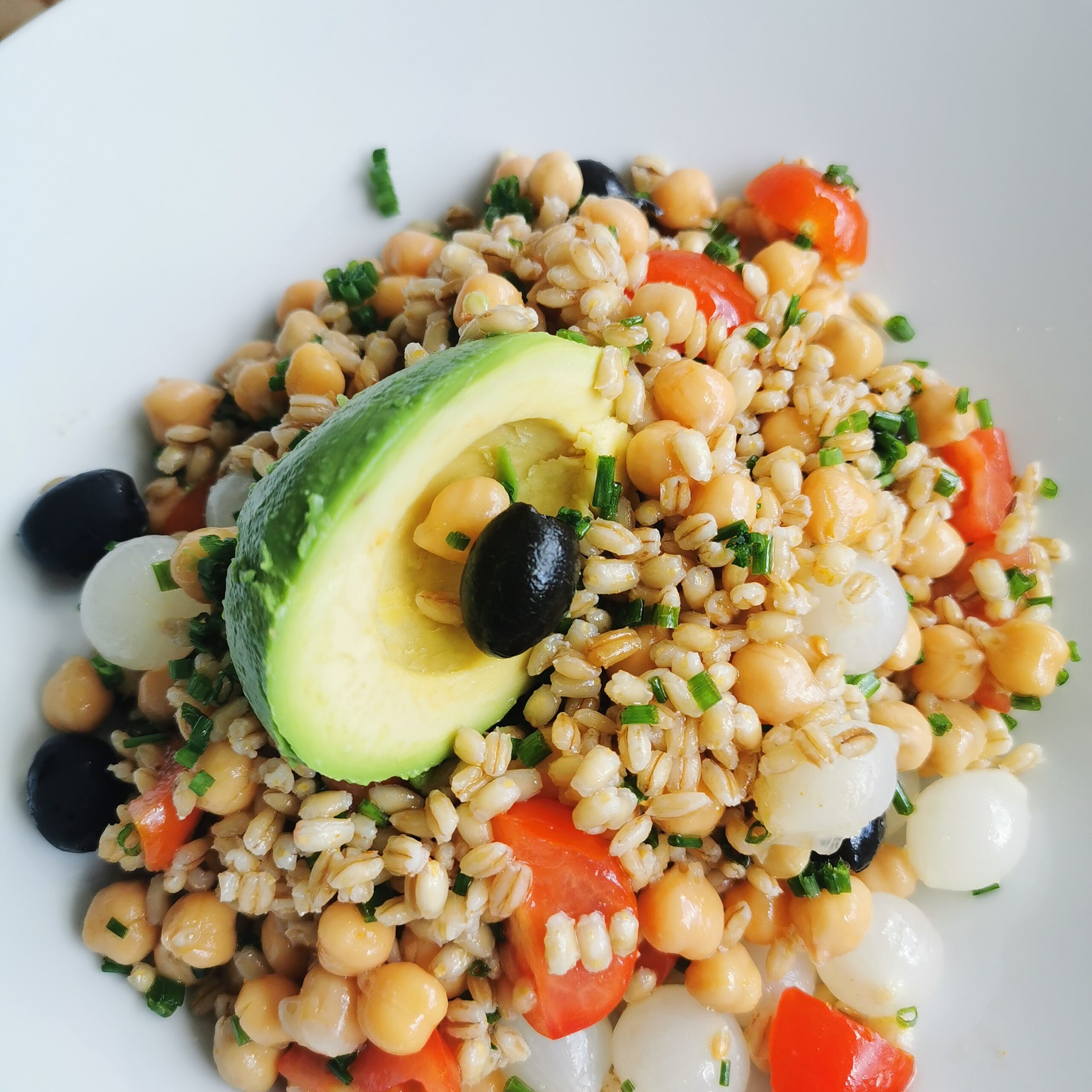 Gerstensalat mit Avocado — MyVegAtelier