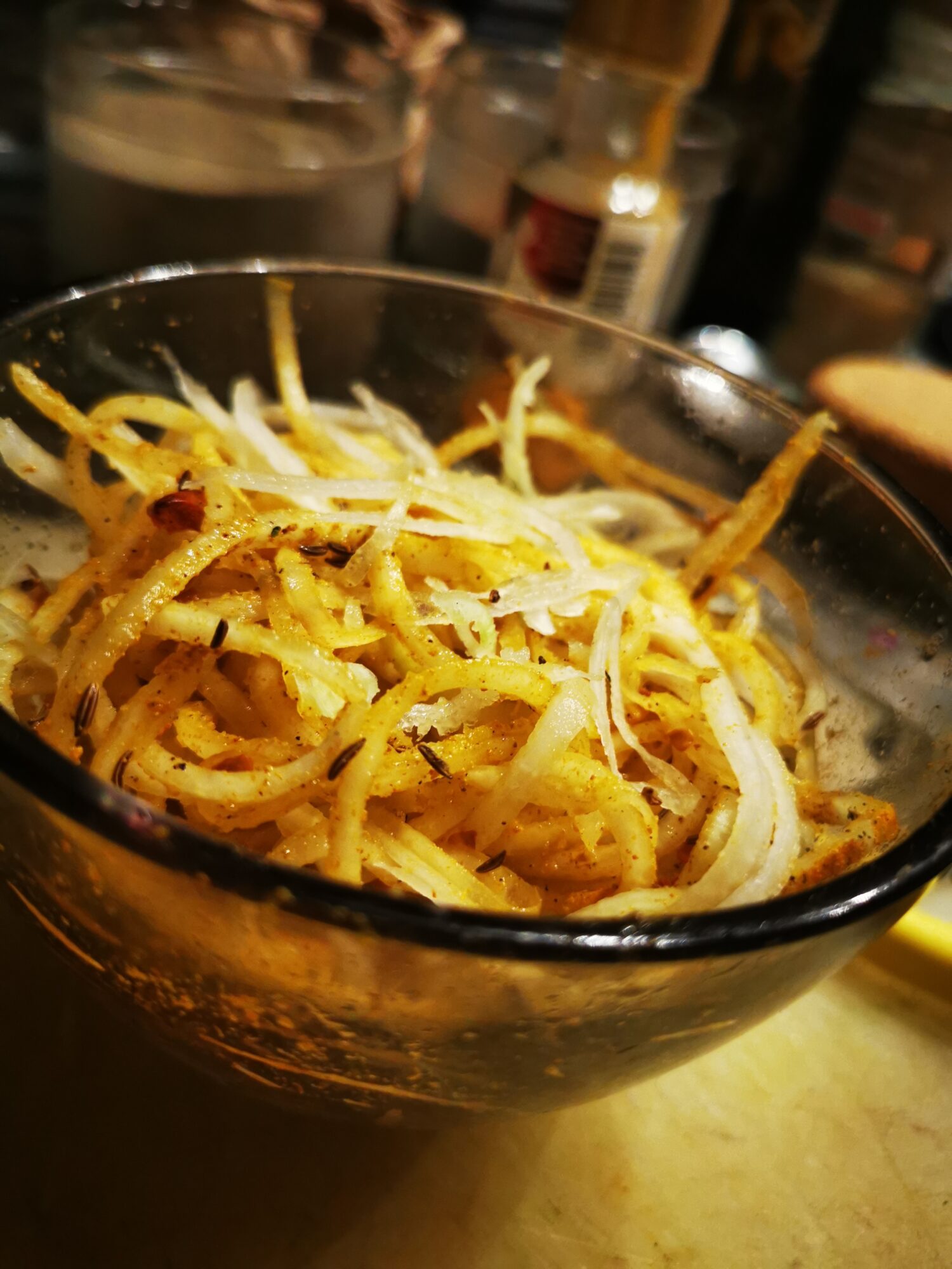 Miso Suppe mit Kohlrabi Spaghetti — MyVegAtelier